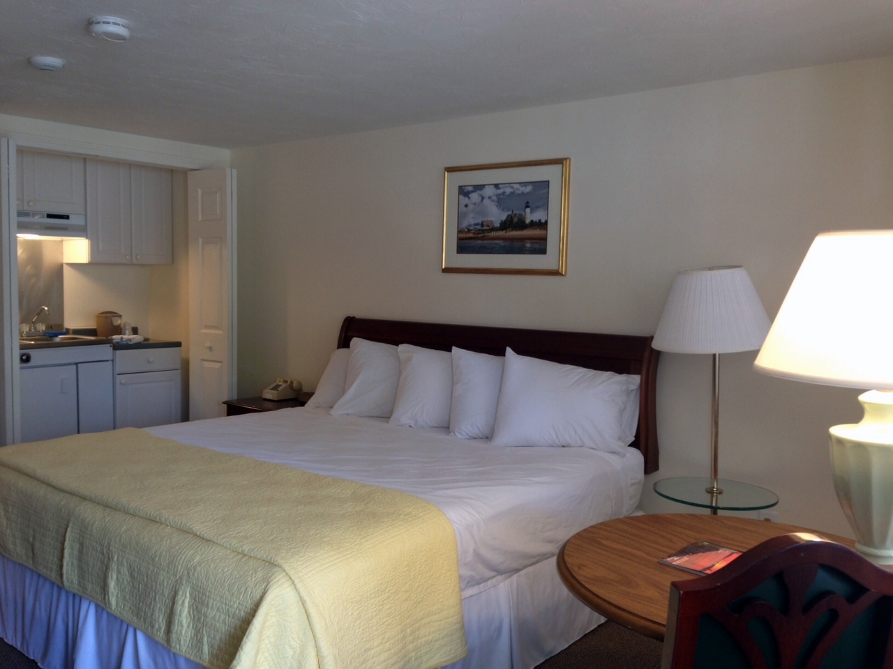 King Eff – Craigville Beach Inn